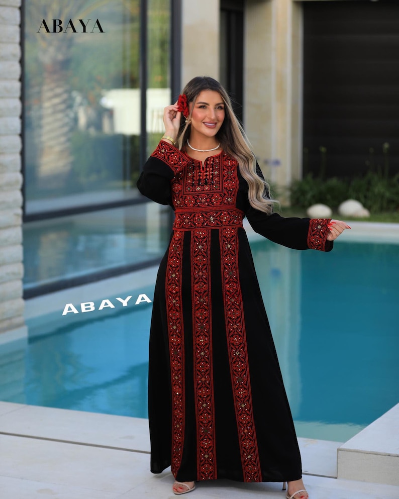 Palestinian Kaftan Thobe Thob Embroidery Black With Red Tatreez Stripes ...