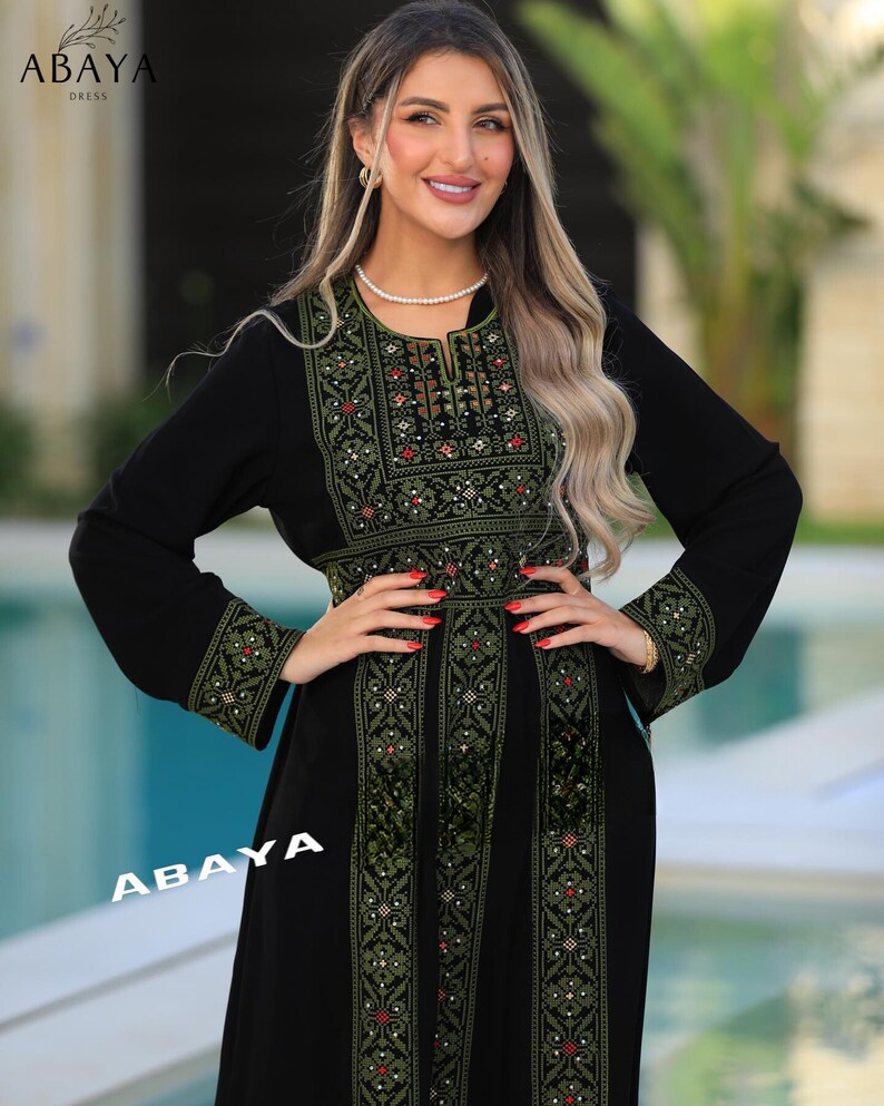 Palestinian Kaftan Thobe Thob Embroidery Black With Red Tatreez Stripes ...