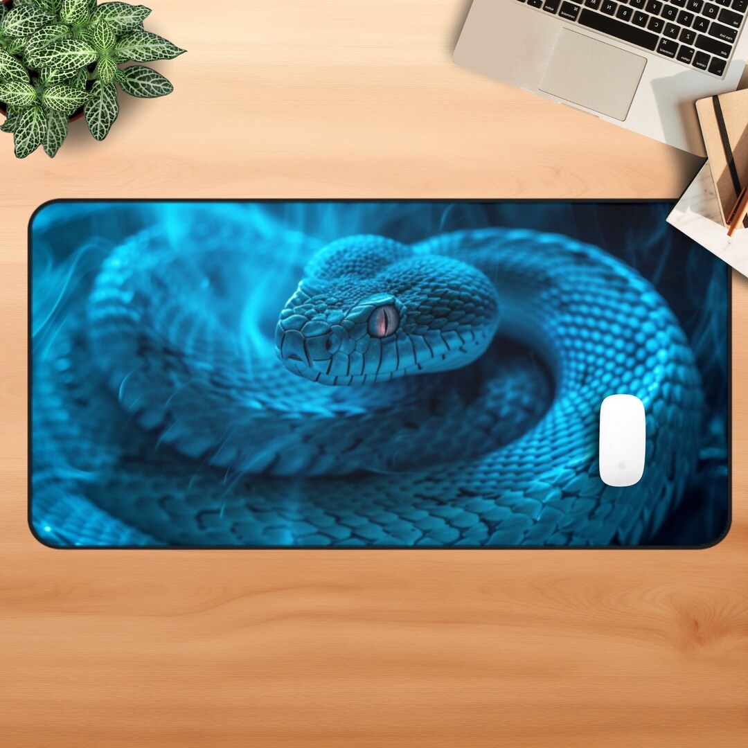 Video Game Desk Mat Snake, Aesthetic Mouse Pad, Gaming Office Decor ...