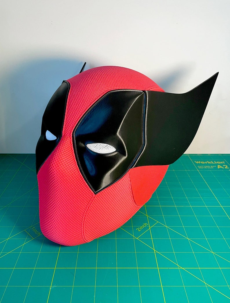 Poolverine Mask Helmet Cosplay, Deadpool & Wolverine Variant, 3D ...