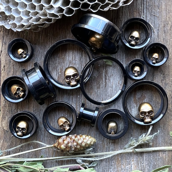 Goth gauges store