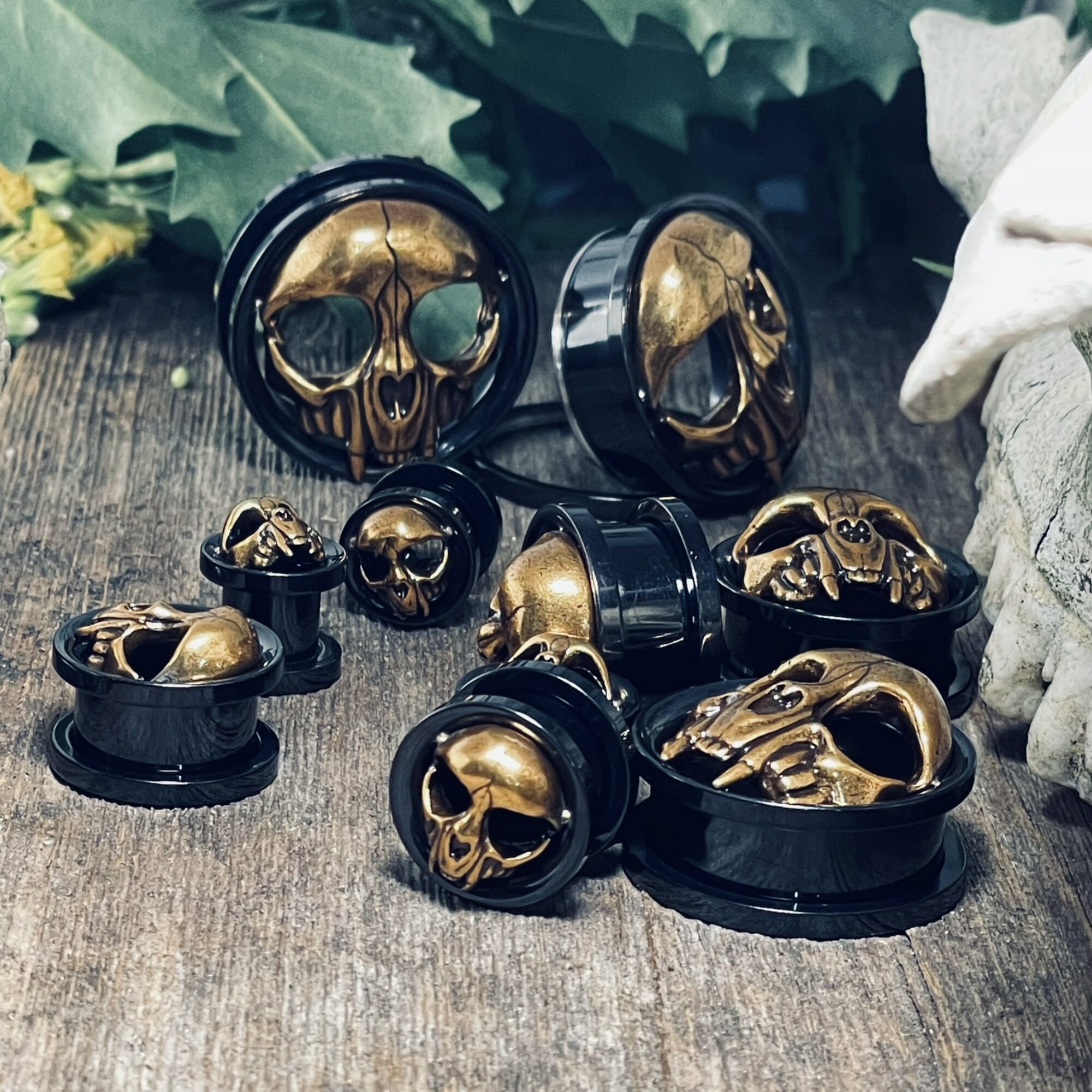 Black Stainless Steel Ear Tunnels Gold Vampire Skull With Fangs Ear ...