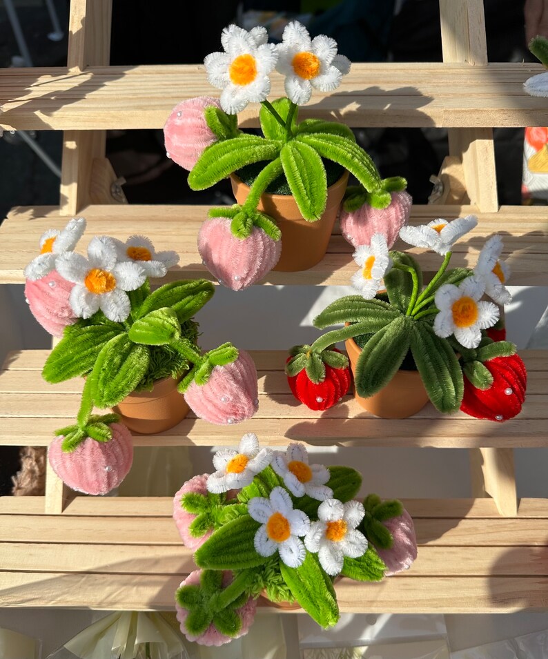Strawberry Potted Plant/bonsai Pipe Cleaner Handmade Decorations|mother ...