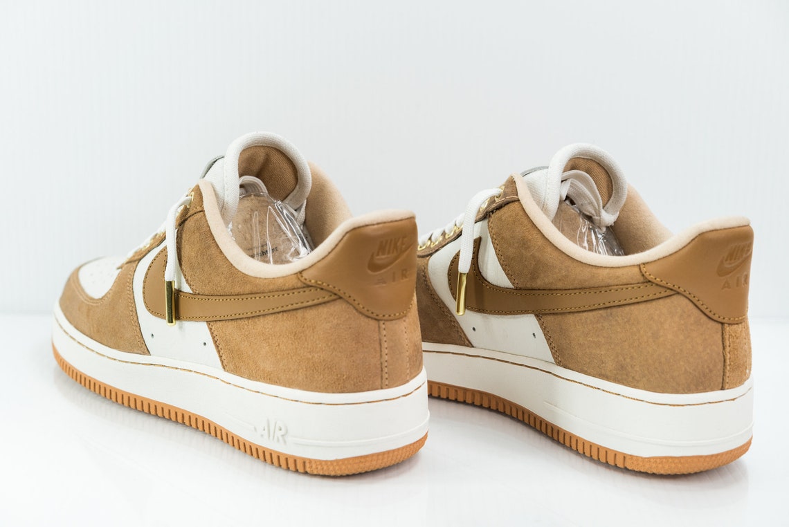 Nike PREMIUM SUEDE Af1s Air Force 1 Low - TOFFEE Brown Sail Gum - Any ...