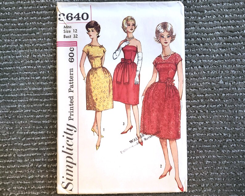 1960s Vintage Party Dress Pattern - Full Gathered Skirt , Overdress ...