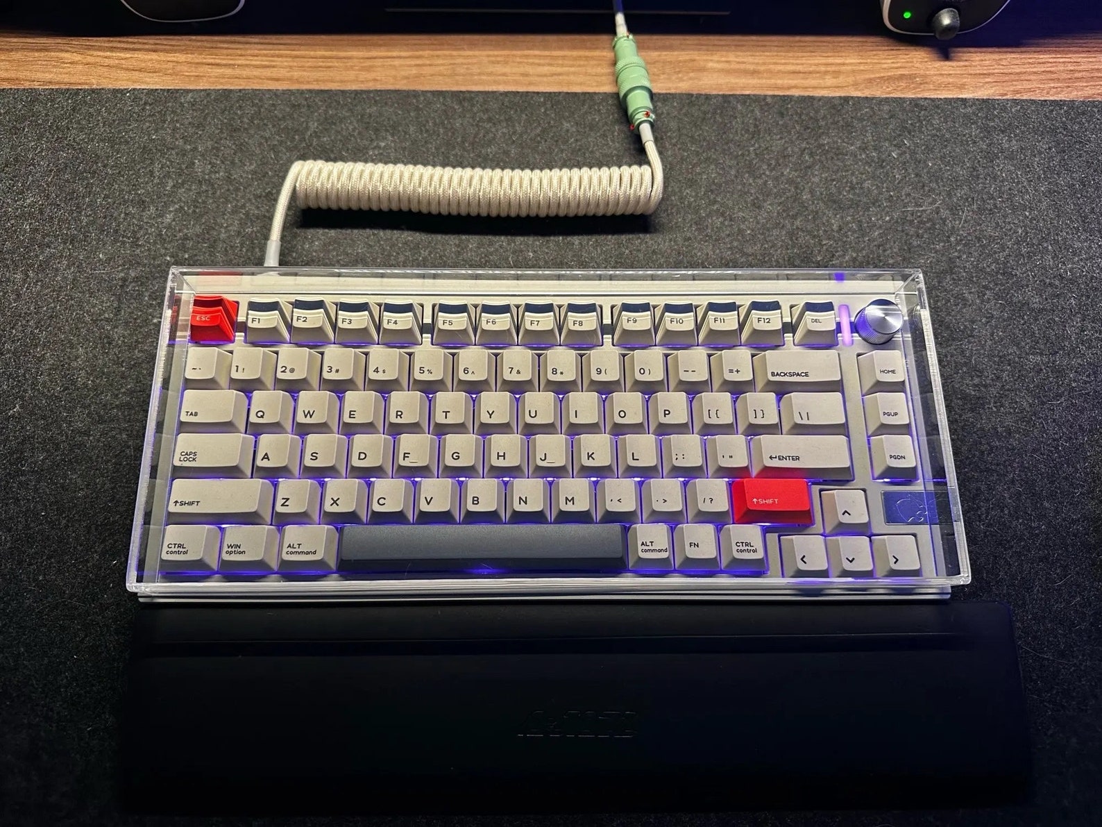 Acrylic Dust Cover Case for Keyboards and Keycaps Compatible With All ...