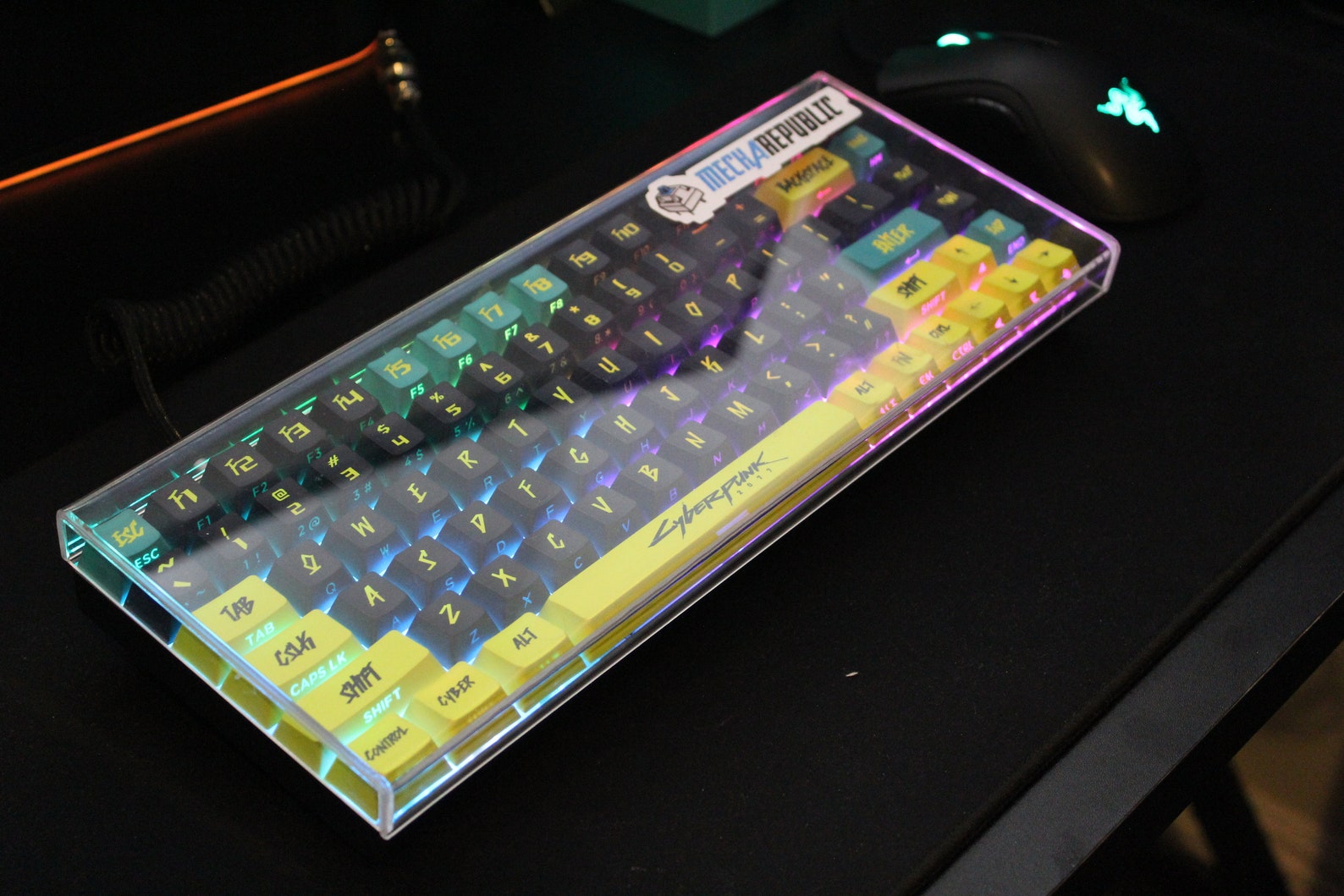 Acrylic Dust Cover Case for Keyboards and Keycaps Compatible With All ...