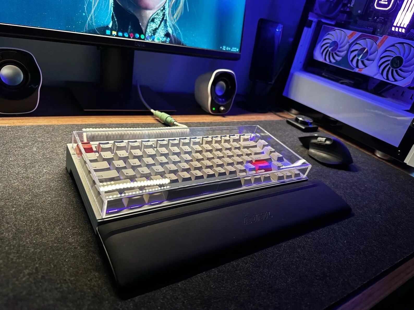 Acrylic Dust Cover Case for Keyboards and Keycaps Compatible With All ...