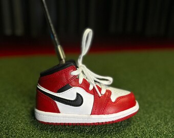 Custom Fire Red Retro Jordan 4 Drip Putter Cover | Red and White Golf ...