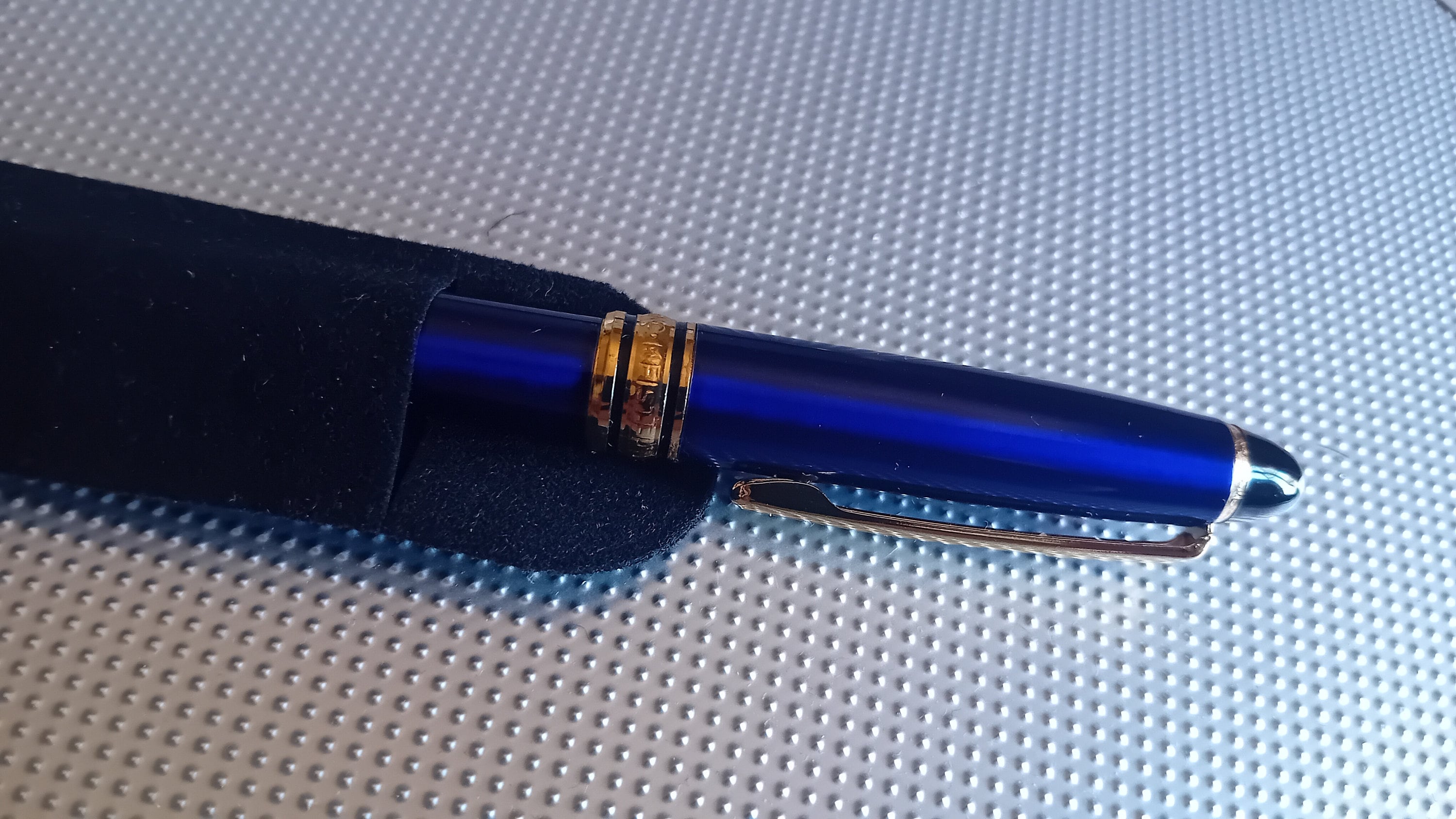 Blue Electric Ballpoint Metal Pen With Gold Ring and Clip Has a New ...
