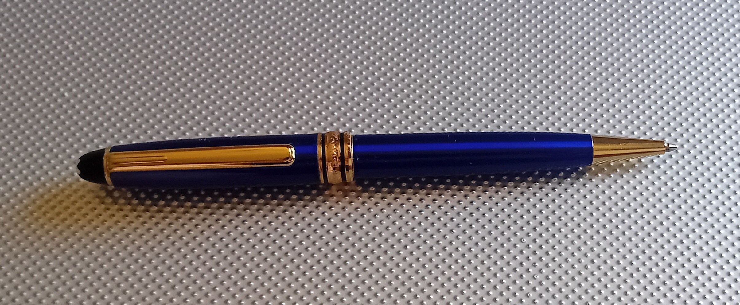 Blue Electric Ballpoint Metal Pen With Gold Ring and Clip Has a New ...