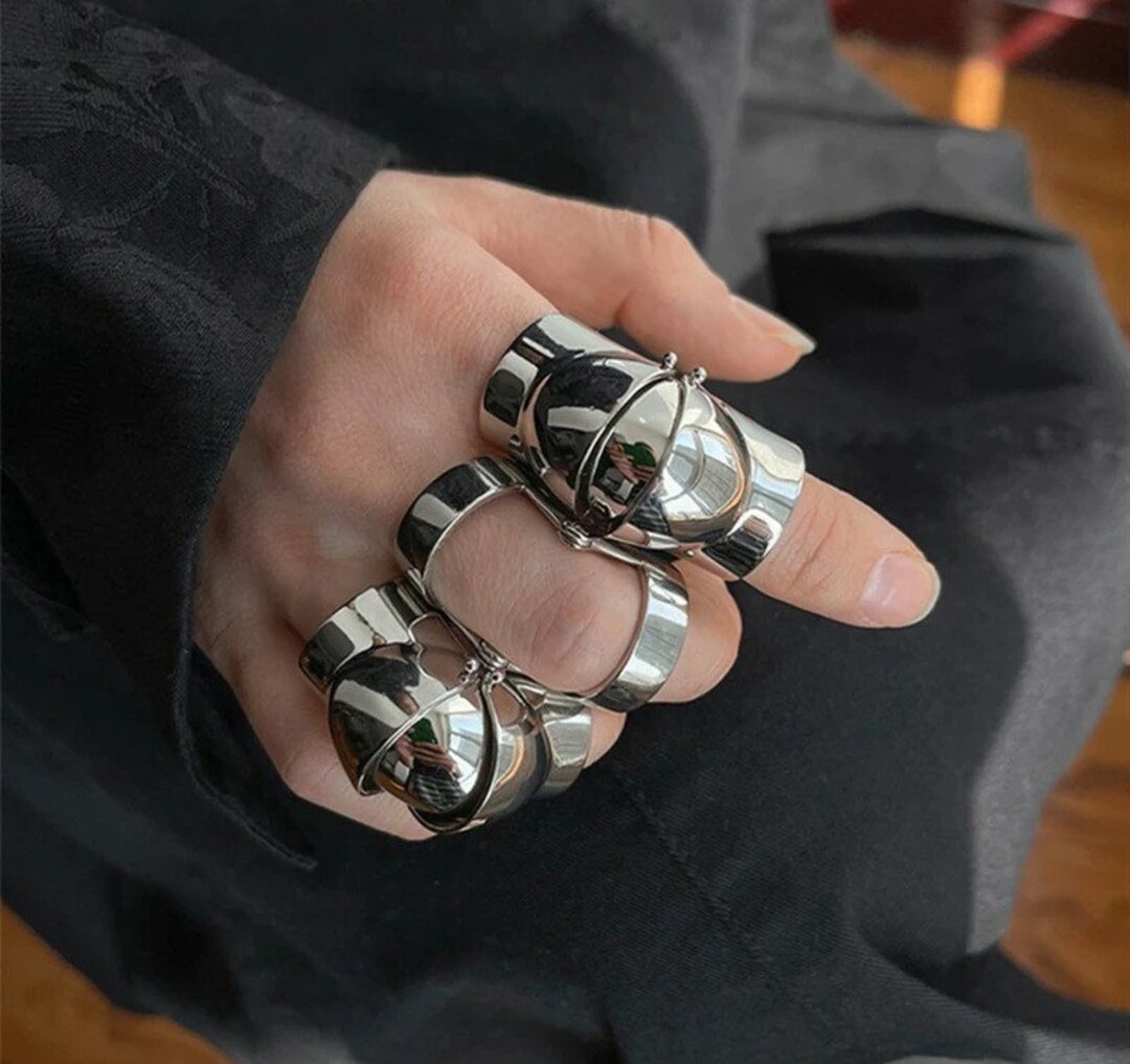 Armor up With the Cyberpunk Joint Armor Knuckle Knight Ring Futuristic ...