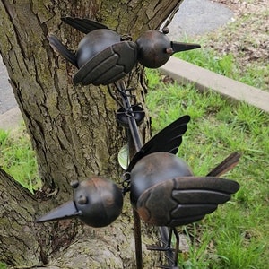 Kinetic Bobble Head Bird Art Yard Stake rustic Metal Yard Art garden ...