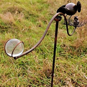 Kinetic Metal Bird Balancer Garden Stake, Rustic Outdoor Decor, Mother ...