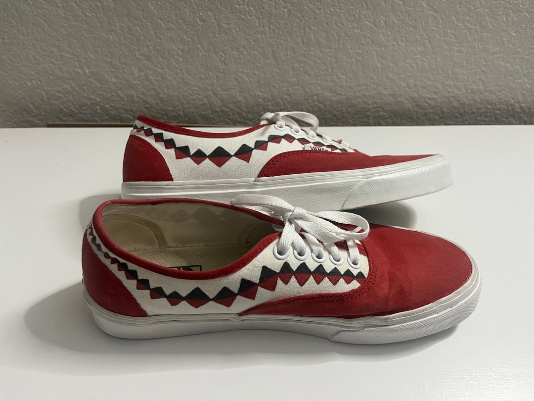 Custom Shark Teeth Vans - Etsy