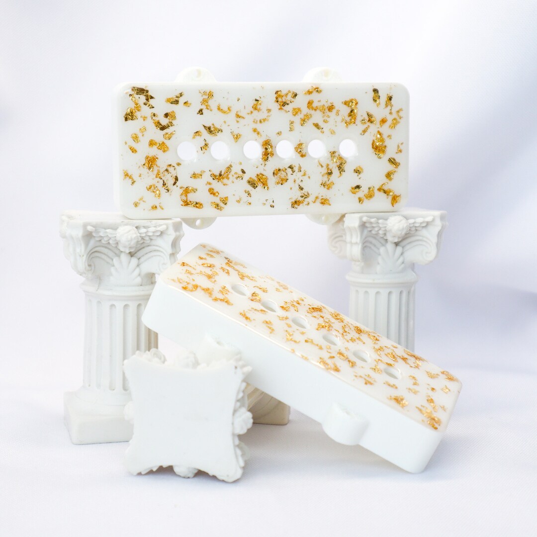 CUSTOM JAZZMASTER Pickup Cover Gold Flake/white pair - Etsy