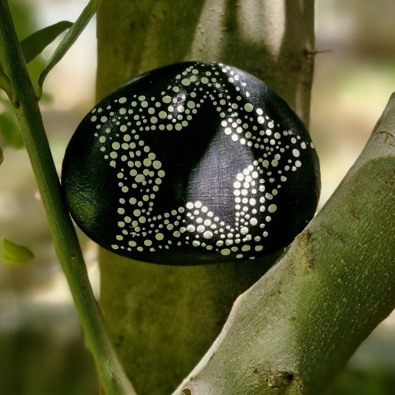 Hand Painted Stones - Etsy