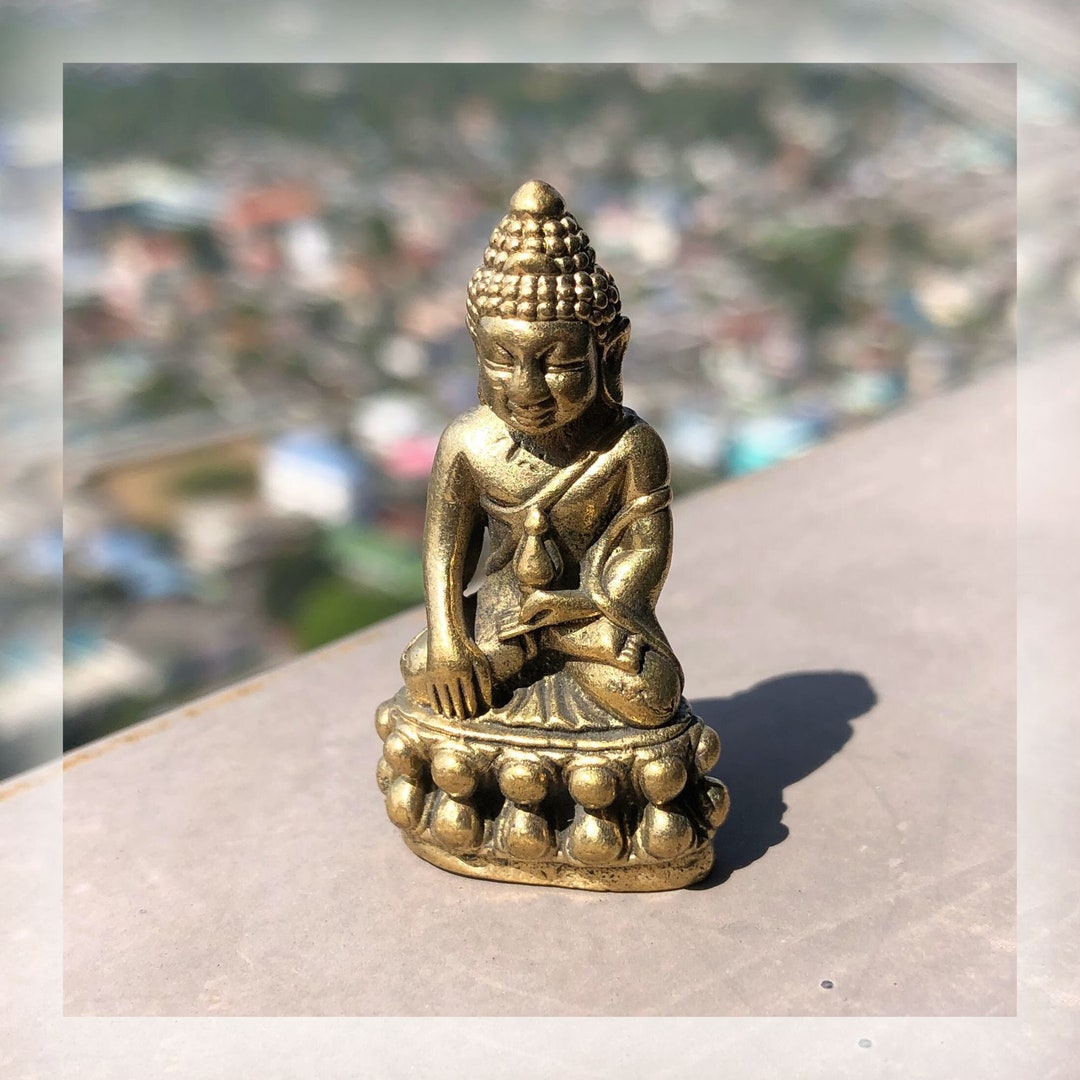 Buddha Statue | Phra Kring Buddha | Medicine Buddha | Thai Amulet ...
