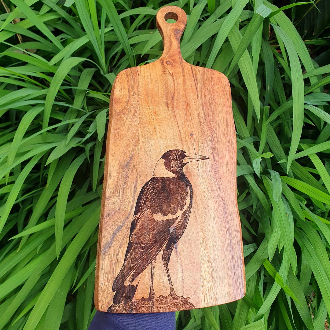 Australian Magpie Custom Engraved Native Bird Fauna Hardwood Chopping ...