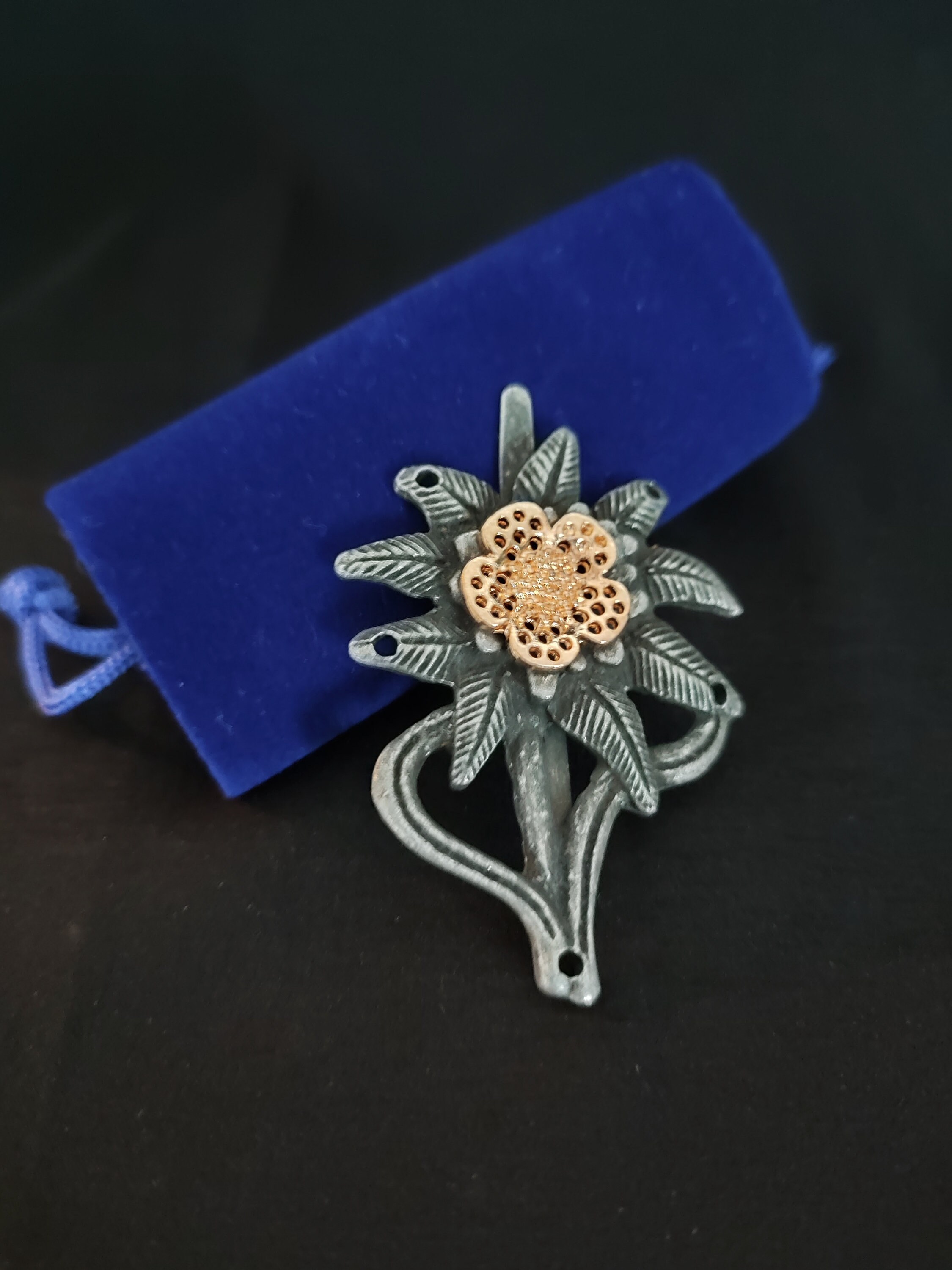 EDELWEISS FLOWER BROOCH, Symbol of Eternity and Purity, Mountaineer ...