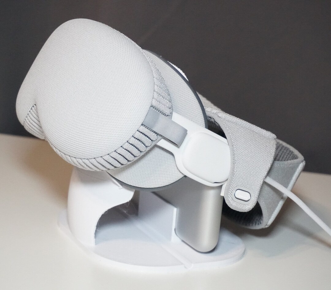Apple Vision Pro Stand - Etsy