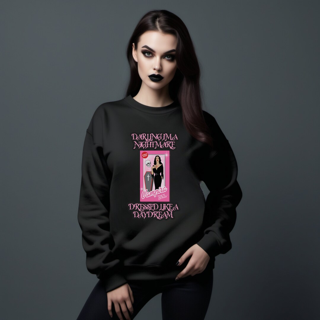 Nightmare Barbie Vampira Pullover - Etsy