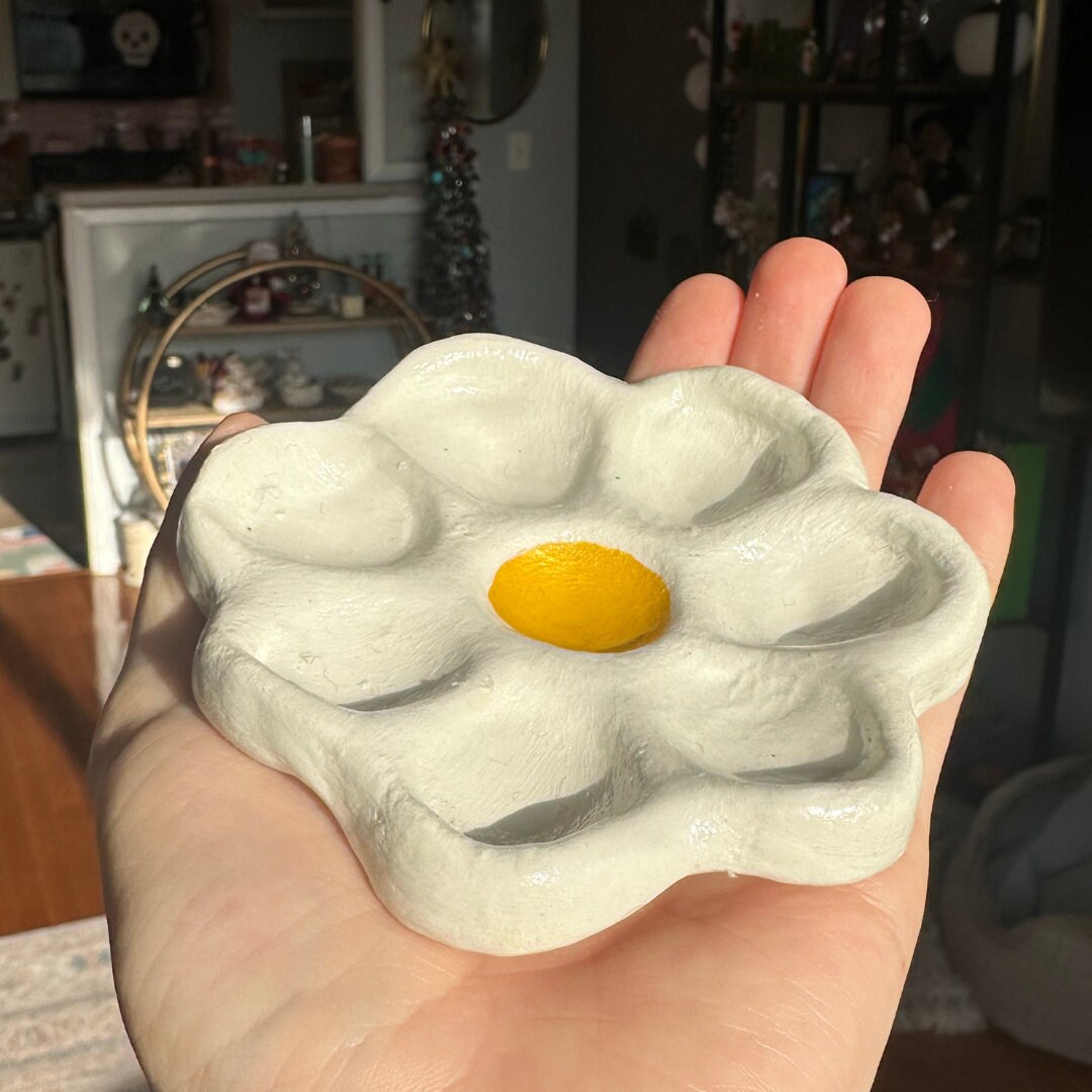 Clay Daisy Flower Trinket Tray - Etsy