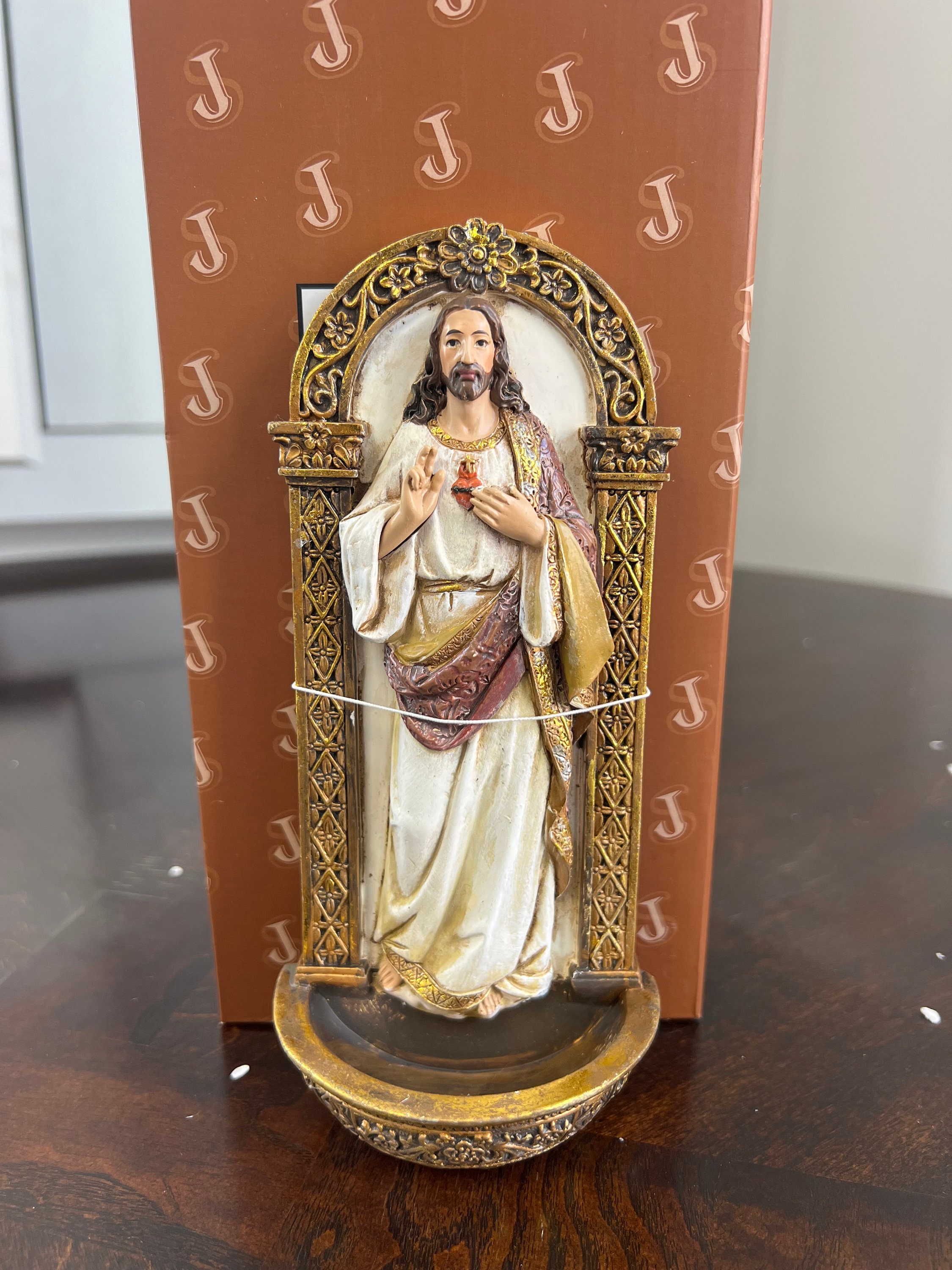 7" Sacred Heart of Jesus Font - Etsy