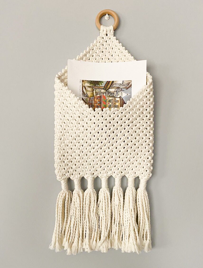Macramé Hanging Pocket Organizer/ Boho Elegance - Etsy