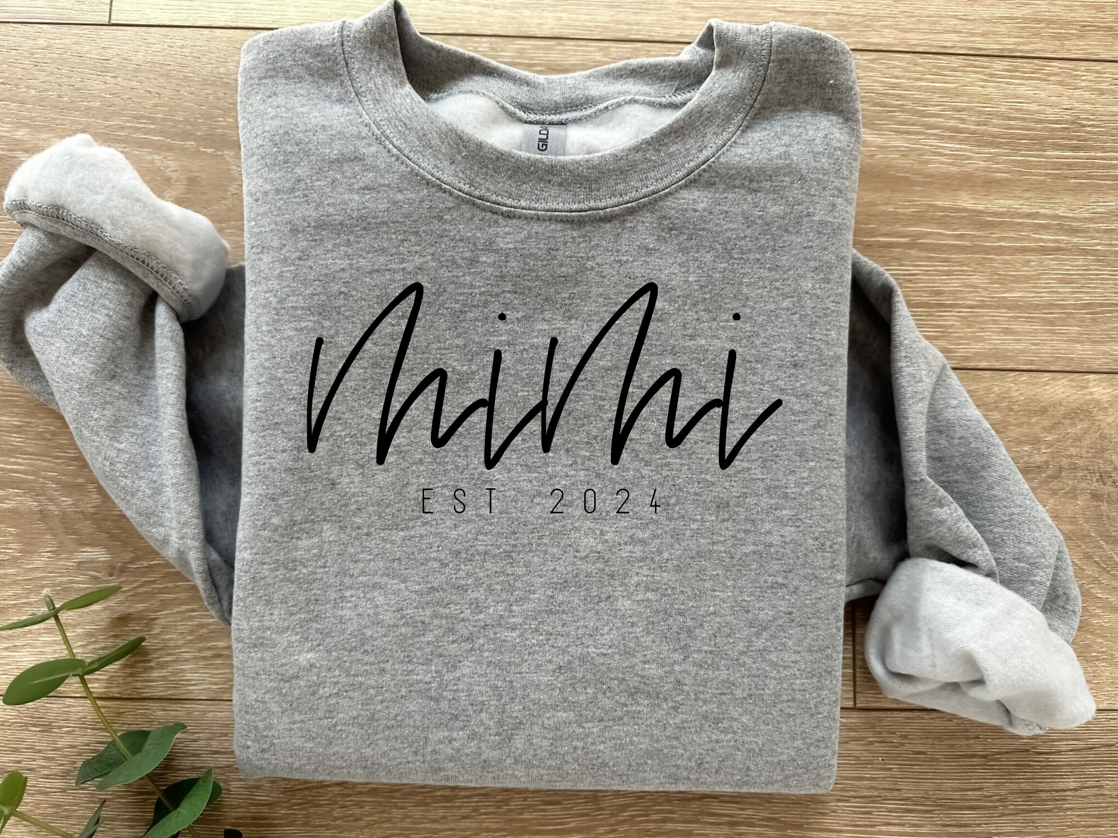 Mimi EST 2024 PNG SVG, Font Included, Personalize Names on Sleeve, Diy ...
