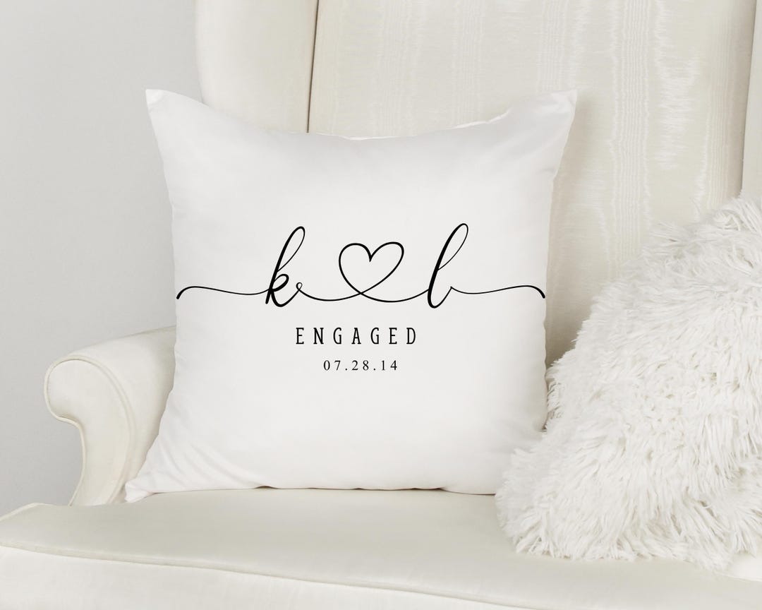 Custom Couple Pillow Wedding Gift, Engagement Gift for Couple, Bridal ...