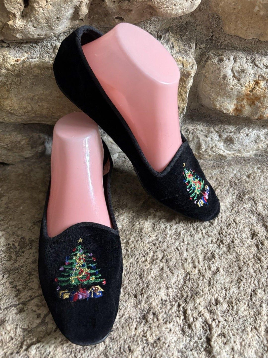 HOLIDAY EDITIONS Vintage Black Velvet Christmas Xmas Tree Slip on Flats ...