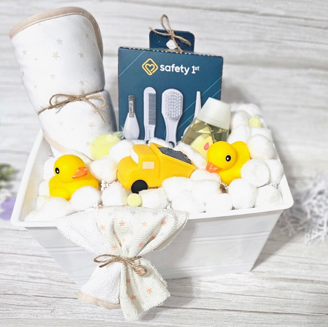Baby Gender Neutral Bathtub Bubble Bath Diaper Cake Bathing and ...