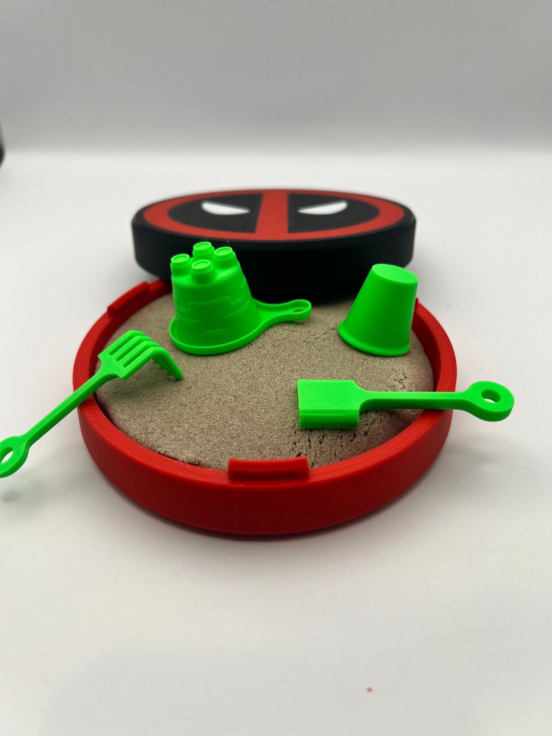 Portable Sand Box | Little Tikes | Deadpool |dead Pool | Sandbox ...