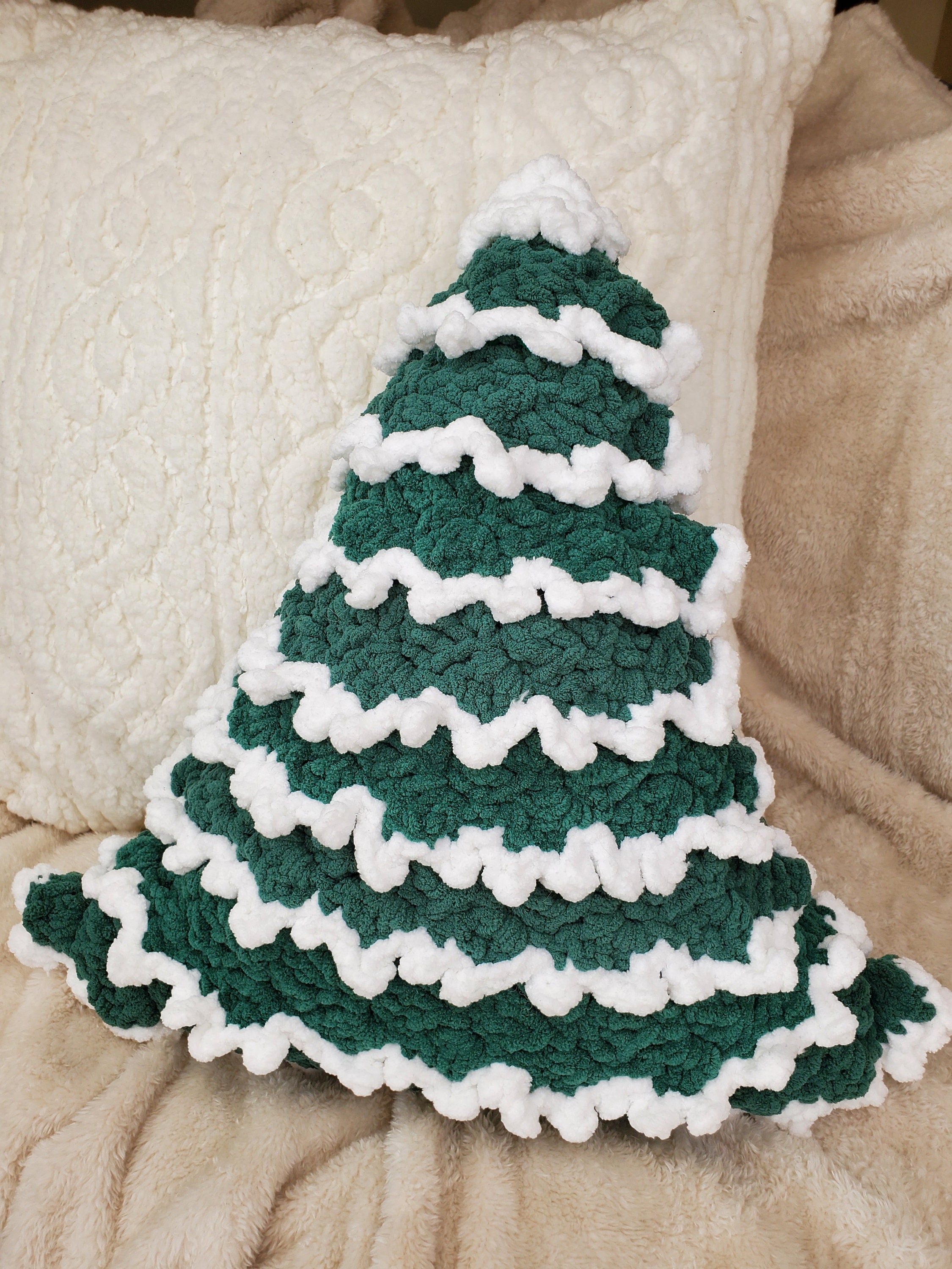 Winter Christmas Tree Pillow Crochet Pattern Christmas Pillow Pattern ...
