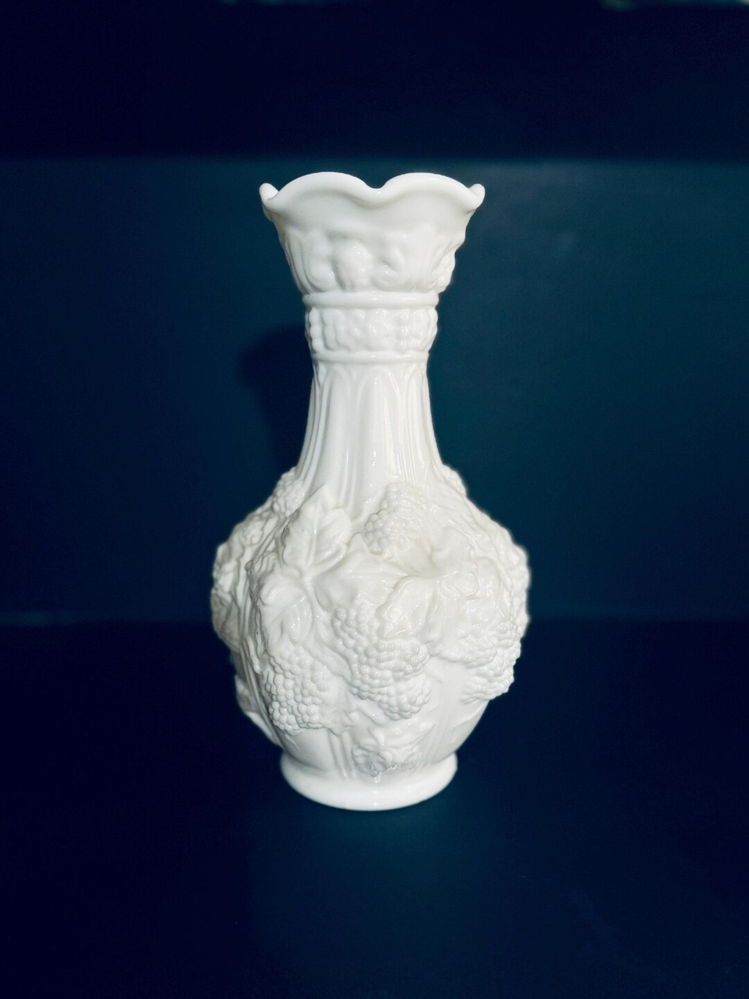 IMPERIAL Vintage Milk Glass Berry Vase, 10 High Embossed Loganberry ...