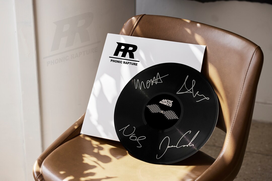 Arctic Monkeys Signed LP Record Signed Vinyl Record 12 Autographed ...