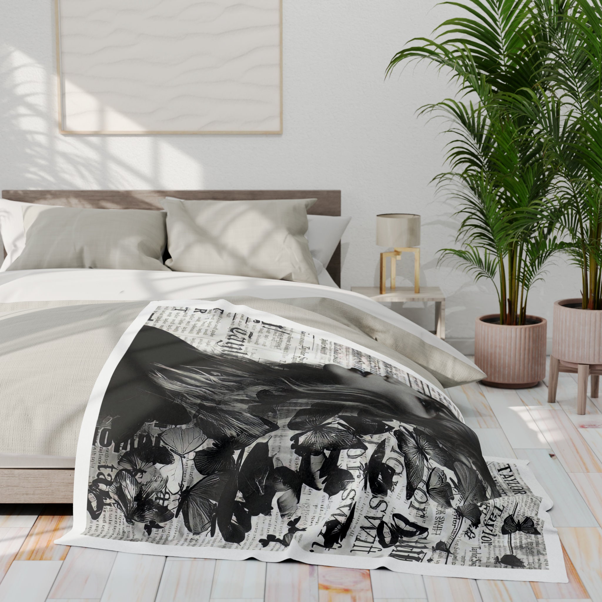 Rep Newspaper Butterflies Arctic Fleece Blanket, Taylor Swift ...