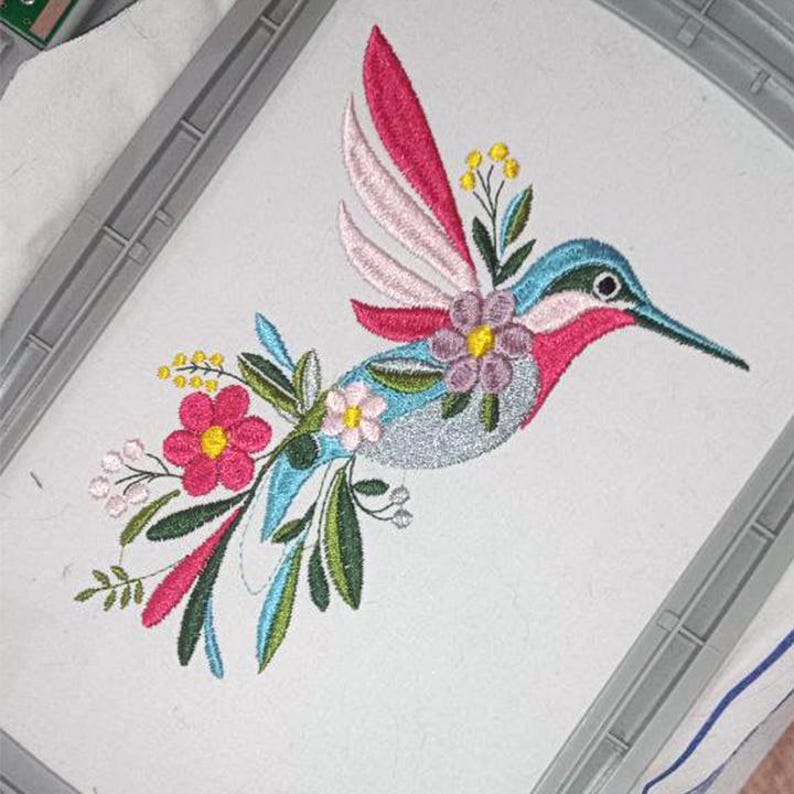 Hummingbird Machine Embroidery Design, Floral Bird Embroidery File ...