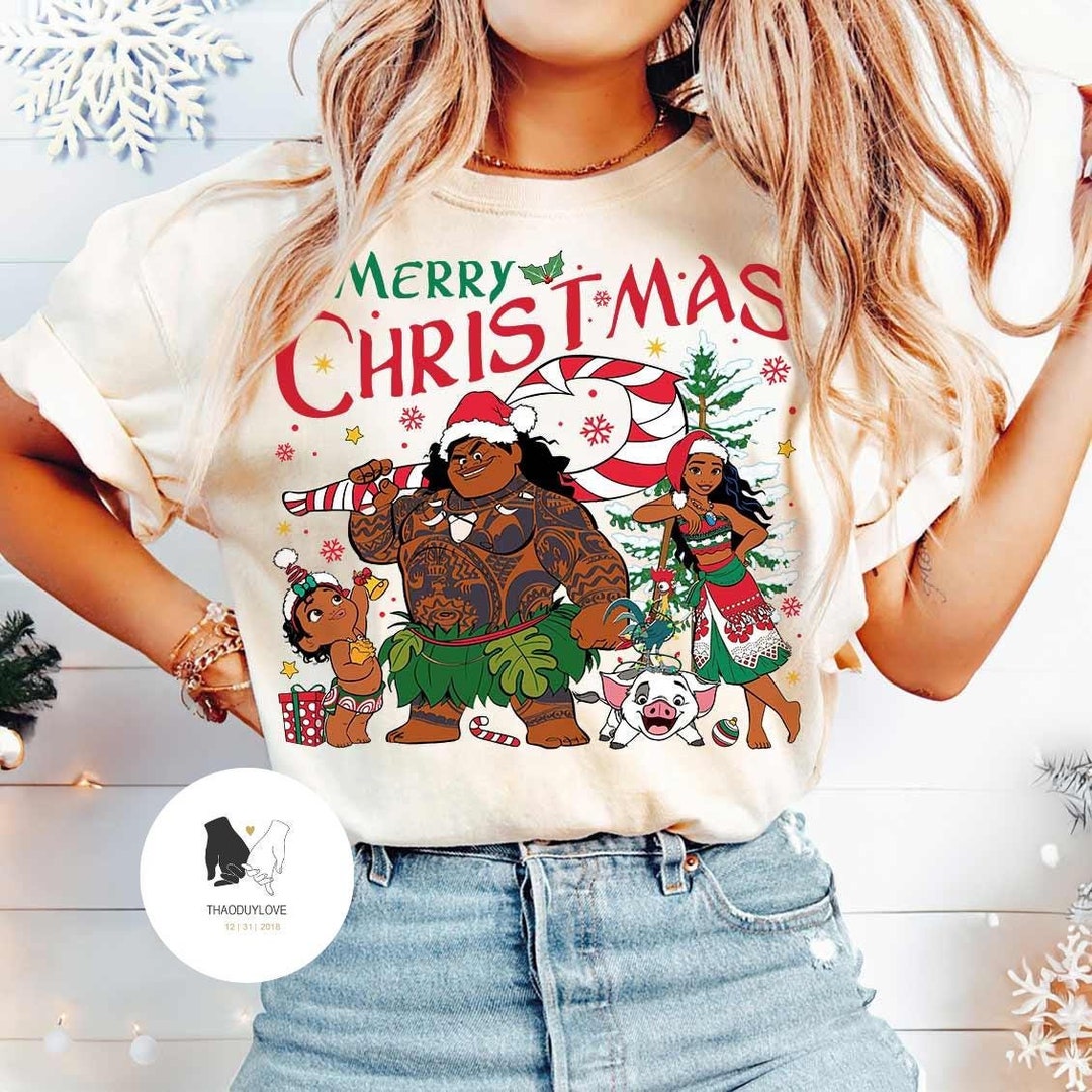Disney Moana Christmas Shirt, Santa Moana Hei Hei Pua Maui Very Merry ...
