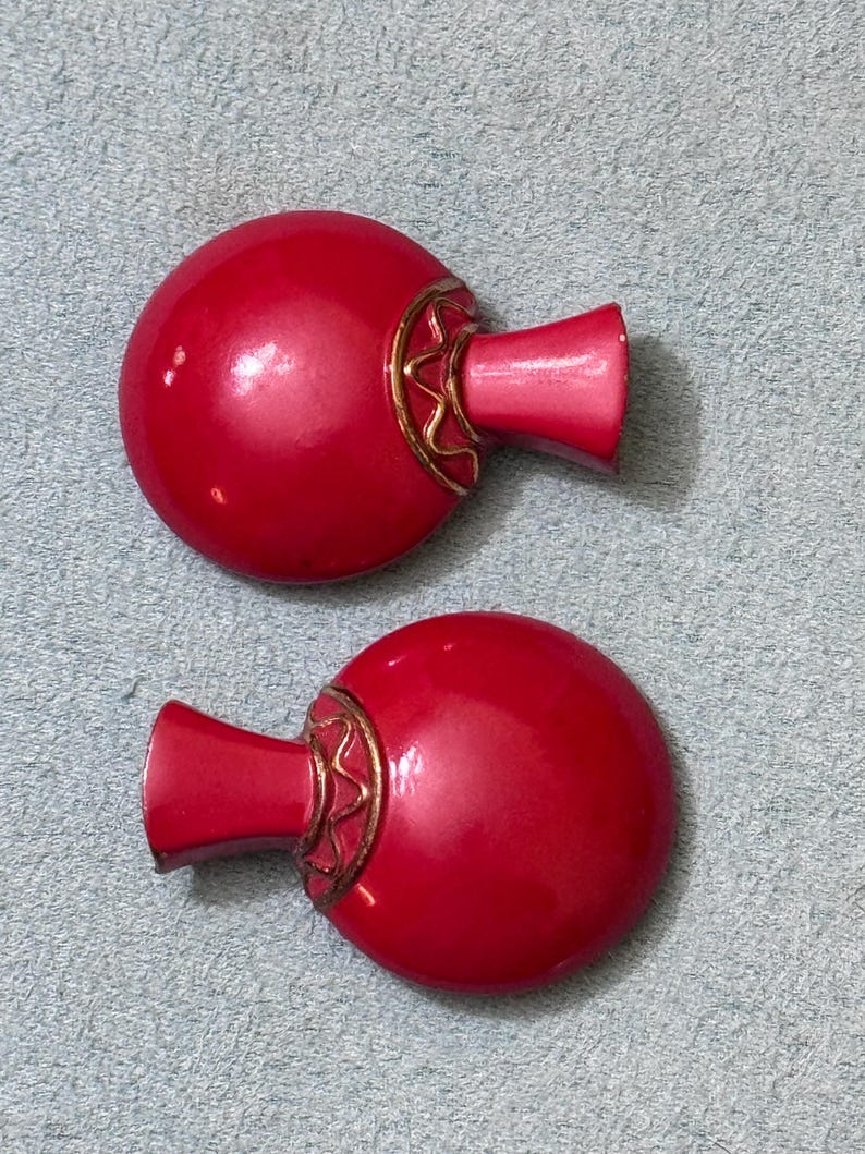 Two Vintage Signed Monet Red Dress Clips - Etsy