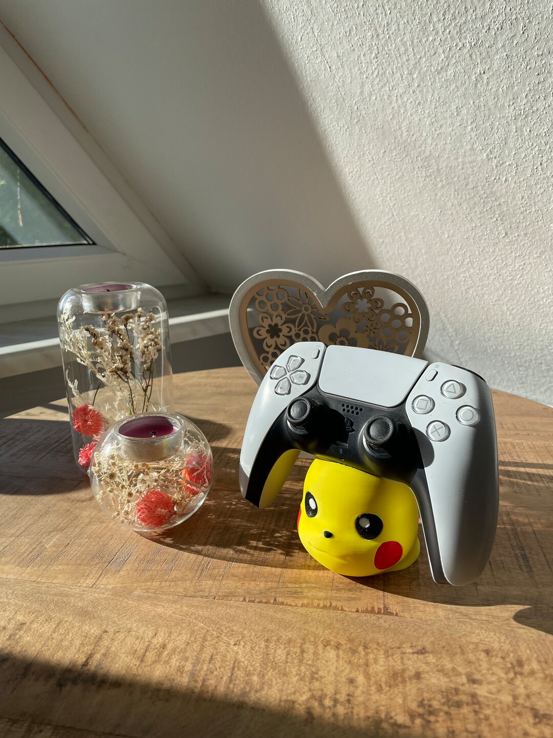 Pokémon Pikachu Controller Holder for Xbox One, S X, Playstation PS5 ...