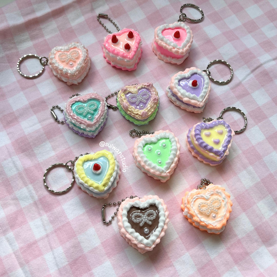 Heart Cake Keychain, Cute Miniature Food Pastel Bag Charm, Coquette Bow ...