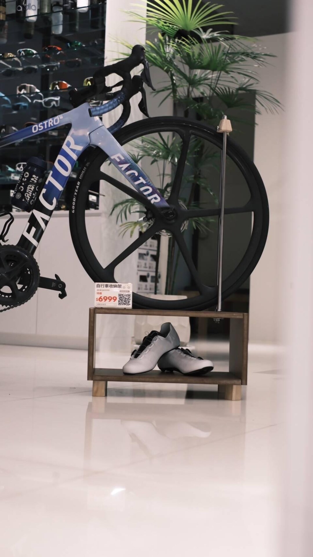 Wooden Modern Design Bicycle Storage Rack Wooden Tone Warm Atmosphere ...