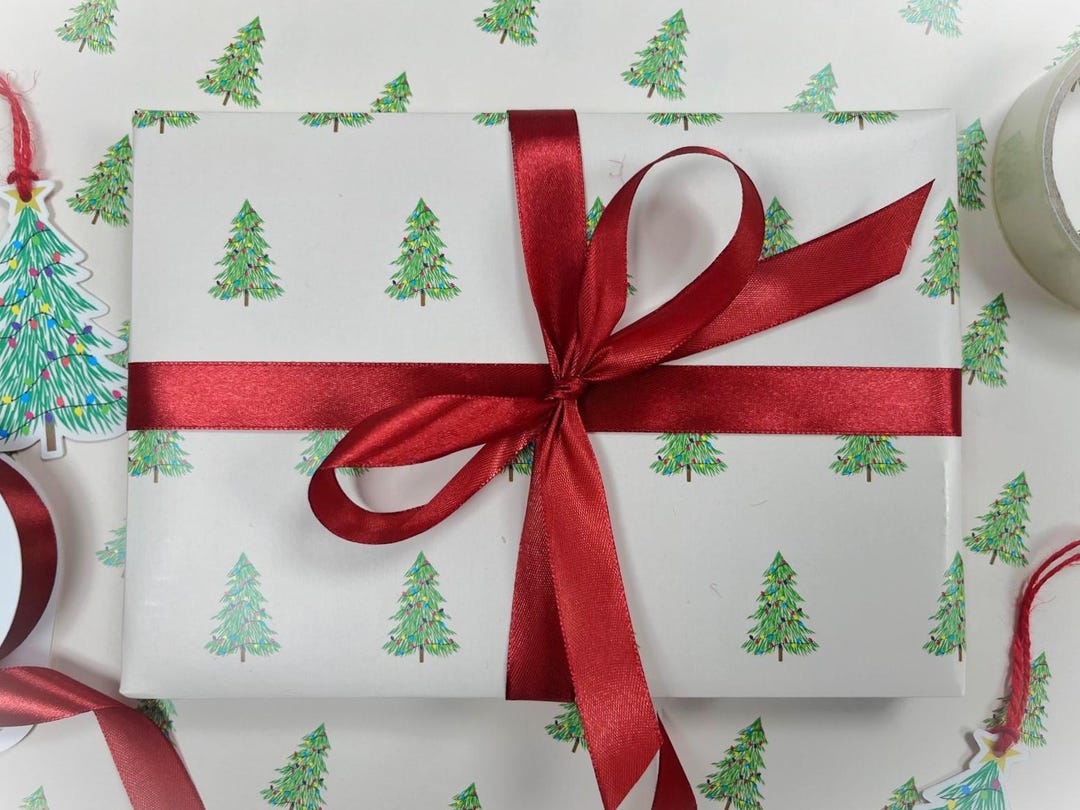 Christmas Tree Wrapping Paper – Cream & Rainbow Lights (50cmx70cm Sheet ...