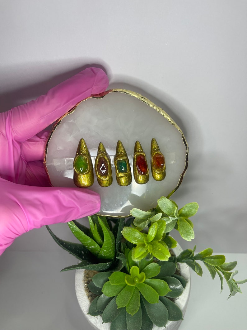 Infinity Gauntlet Nails, Marvel, Avenger Themed Nails With Handmade ...