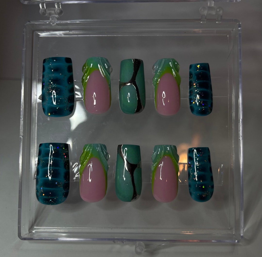 Aura Frenchies With Chrome Fake Nails, Press on Nails, Luxury Press on ...