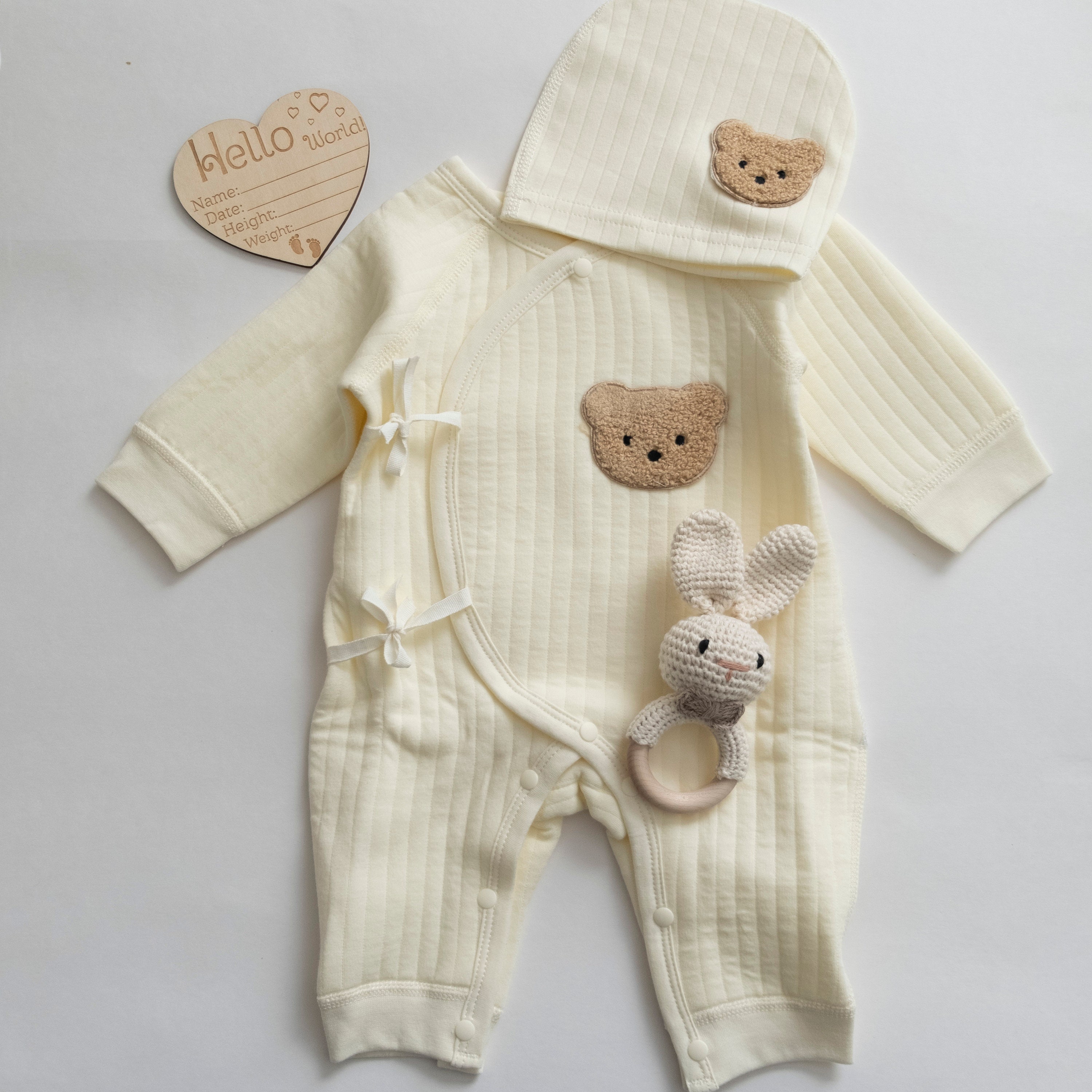 Newborn Baby Gift - Baby Shower Set - Homecoming Clothes for a Newborn ...