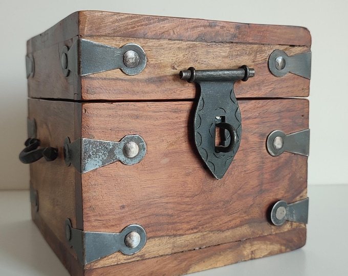Vintage Heavy Wooden Chest Vintage Wood Storage Trunk With Metal Latch ...