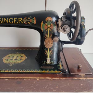 Antique SINGER 66K Model Sewing Machine Lotus Pattern Manual Hand-crank ...